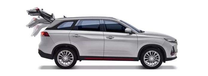 Changan Oshan X7 2023 Car Review in Pakistan